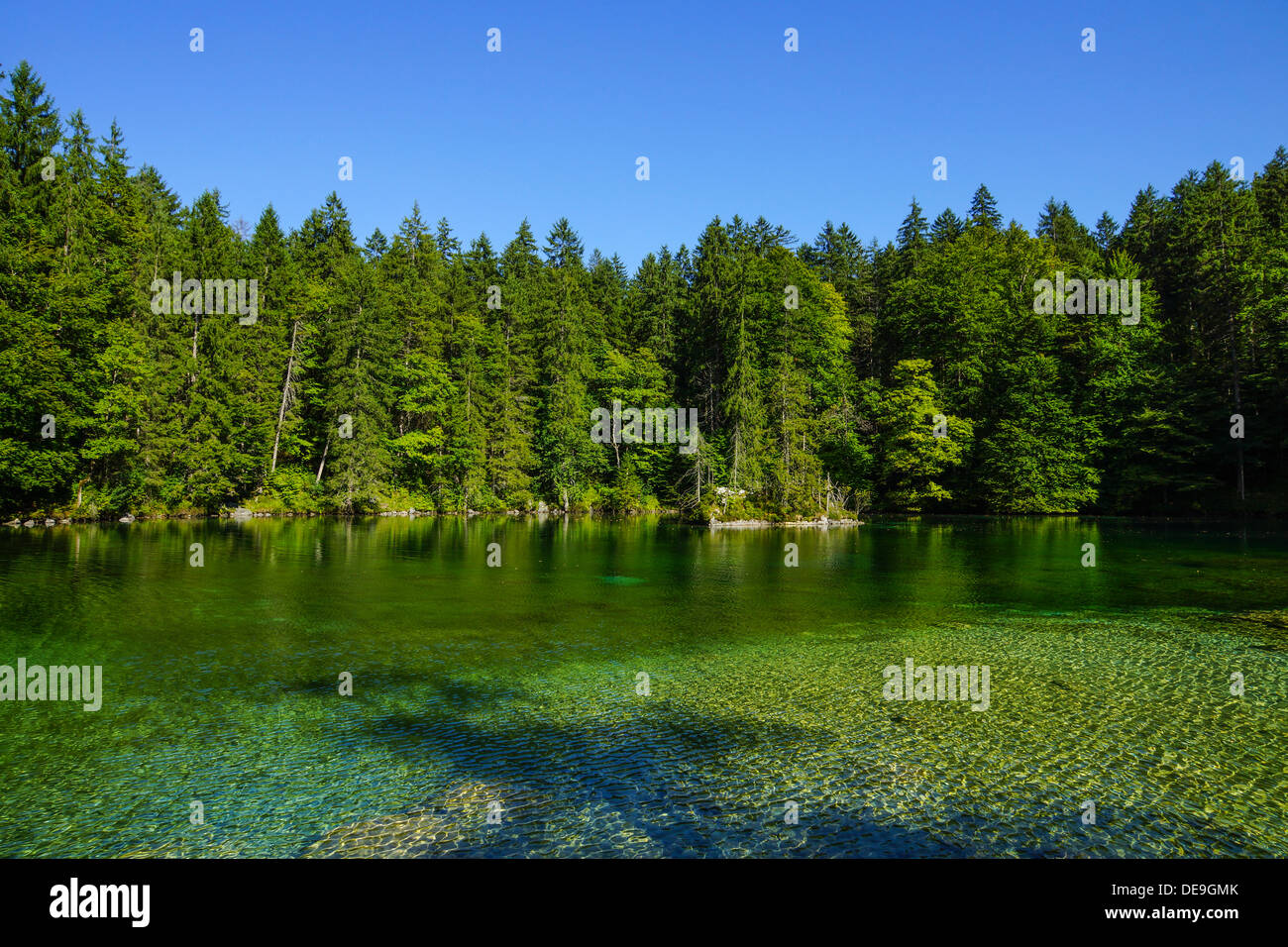 The Badersee Lake in Grainau, Garmisch-Partenkirchen, Werdenfels ...