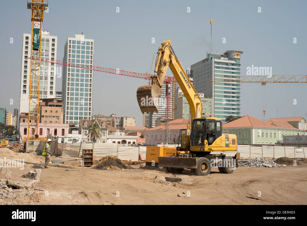 Building site luanda angola hi-res stock photography and images - Alamy