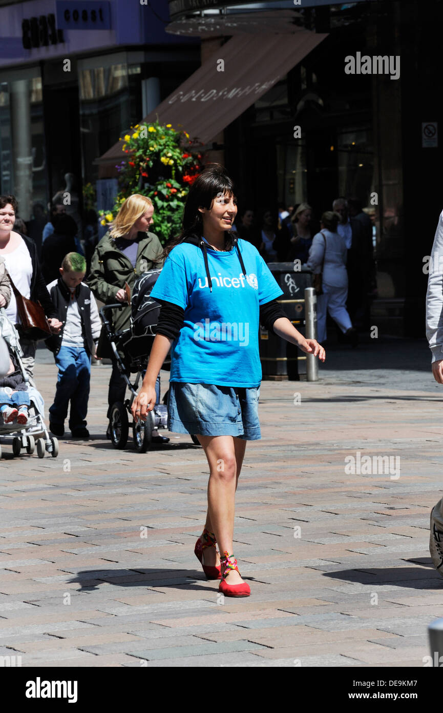 Chuggers or charity muggers in Glasgow Stock Photo - Alamy