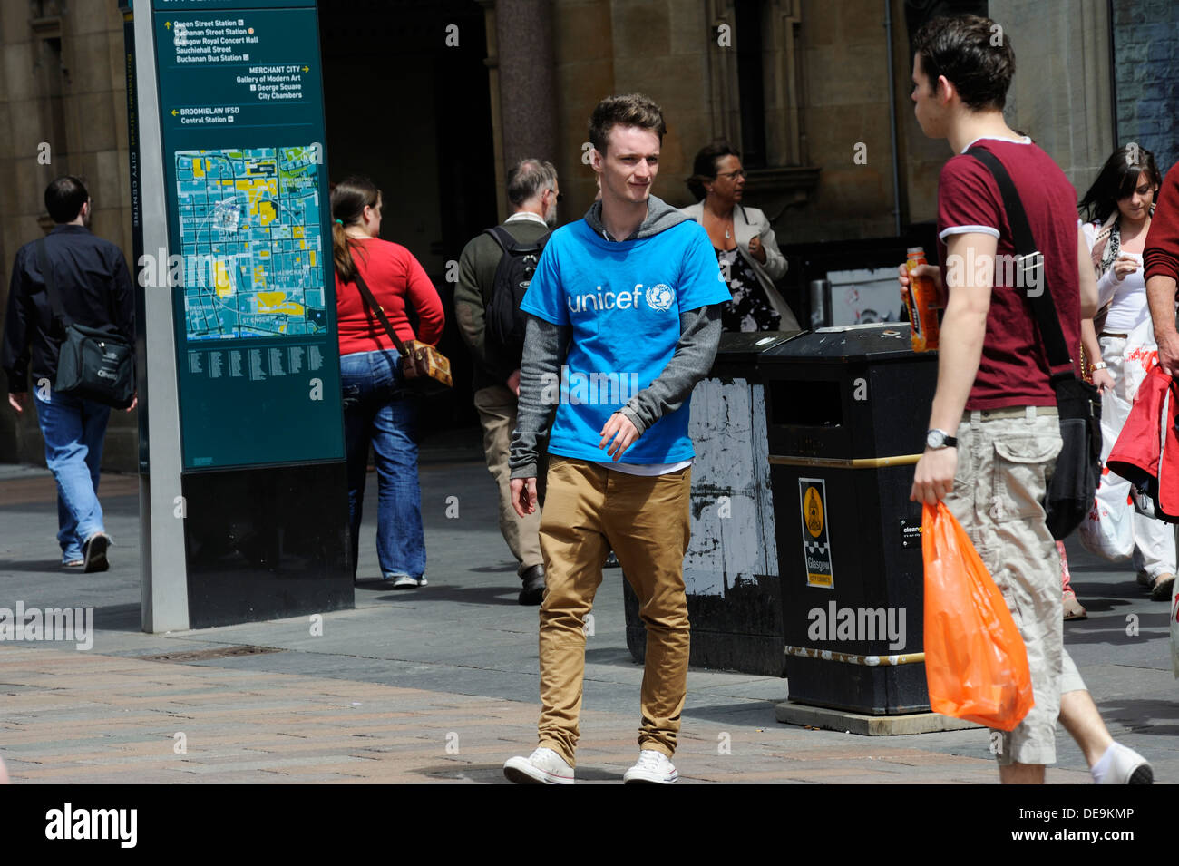 Chuggers or charity muggers in Glasgow Stock Photo - Alamy