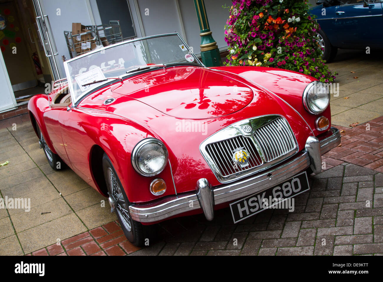 Solihull, UK . 14th Sep, 2013. Classic car show in Mell Square in ...