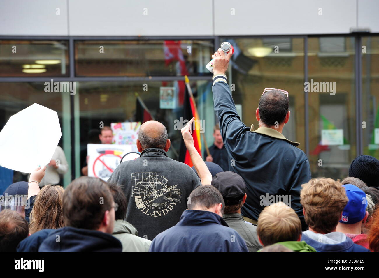 Left Party,die Linke,SPD and anti-fascist supporters protesting against ...