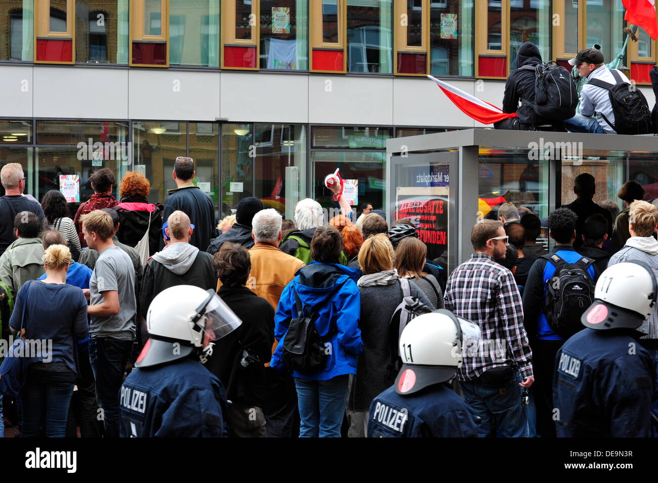 Left Party,die Linke,SPD and anti-fascist supporters protesting against ...