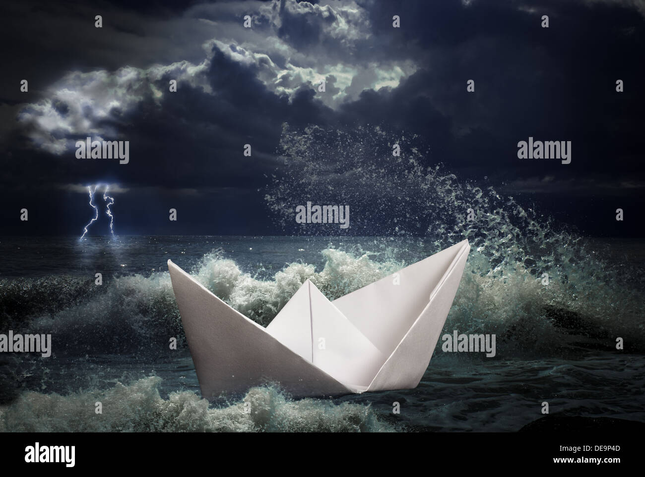 Sailing ship in storm hi-res stock photography and images - Alamy