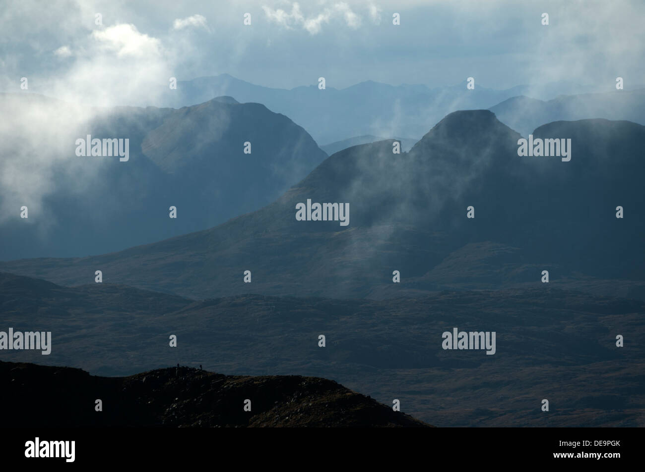 Suilven and Cul Mor over the ridge of Spidean Coinich. Quinag, Sutherland, Scotland, UK Stock ...