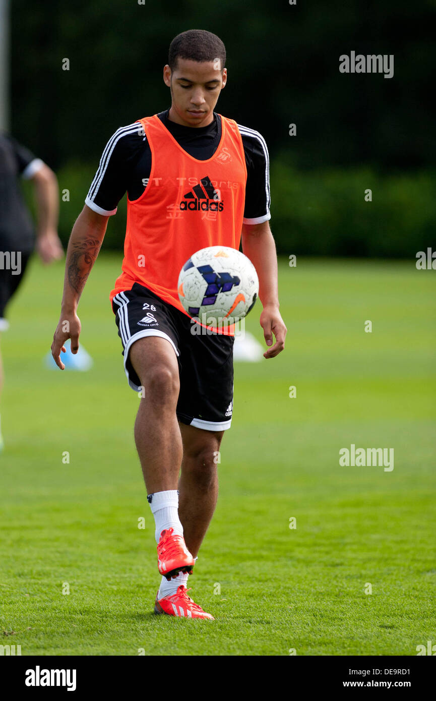 Curtis obeng hi-res stock photography and images - Alamy