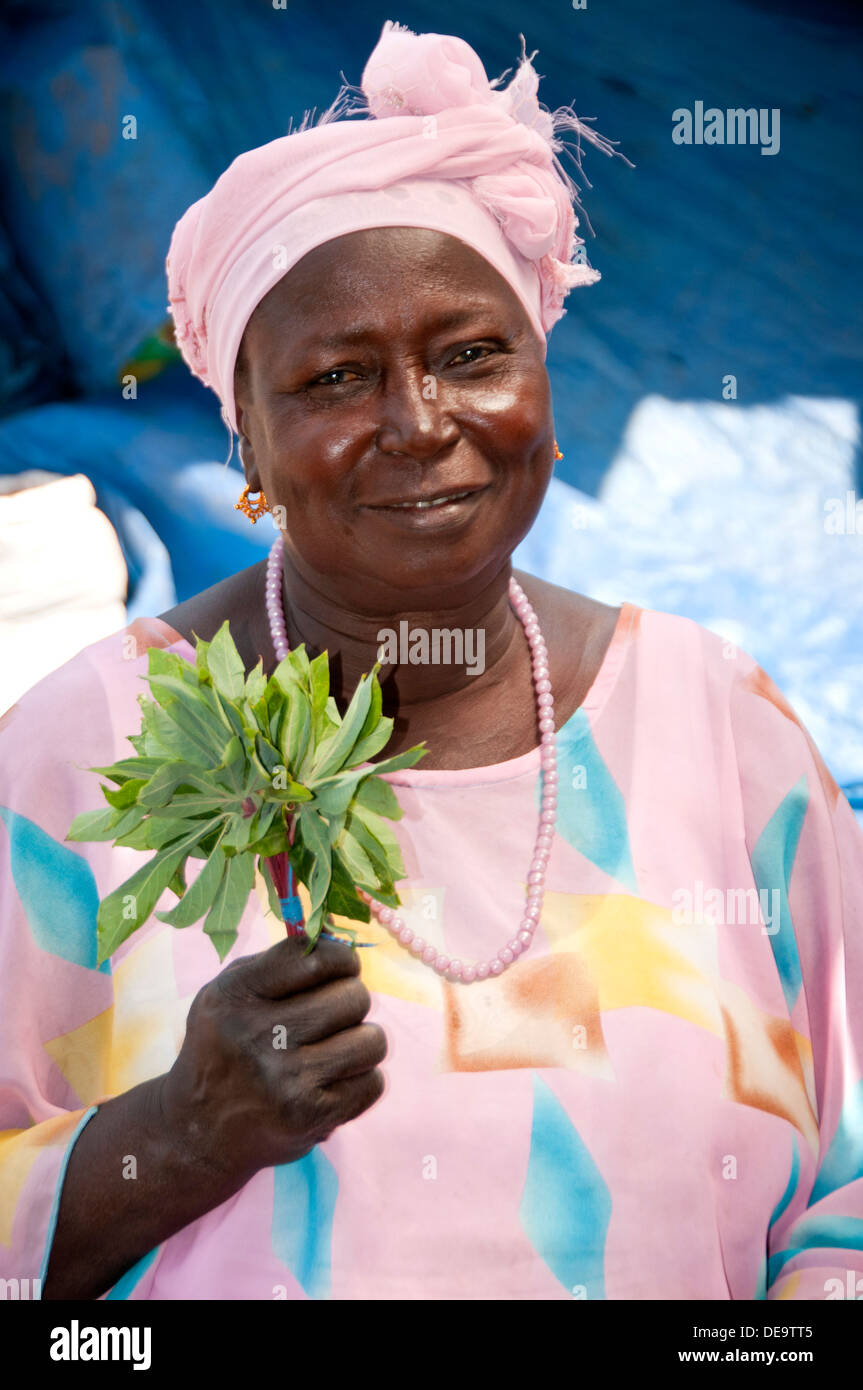 Gambian woman hi-res stock photography and images - Alamy