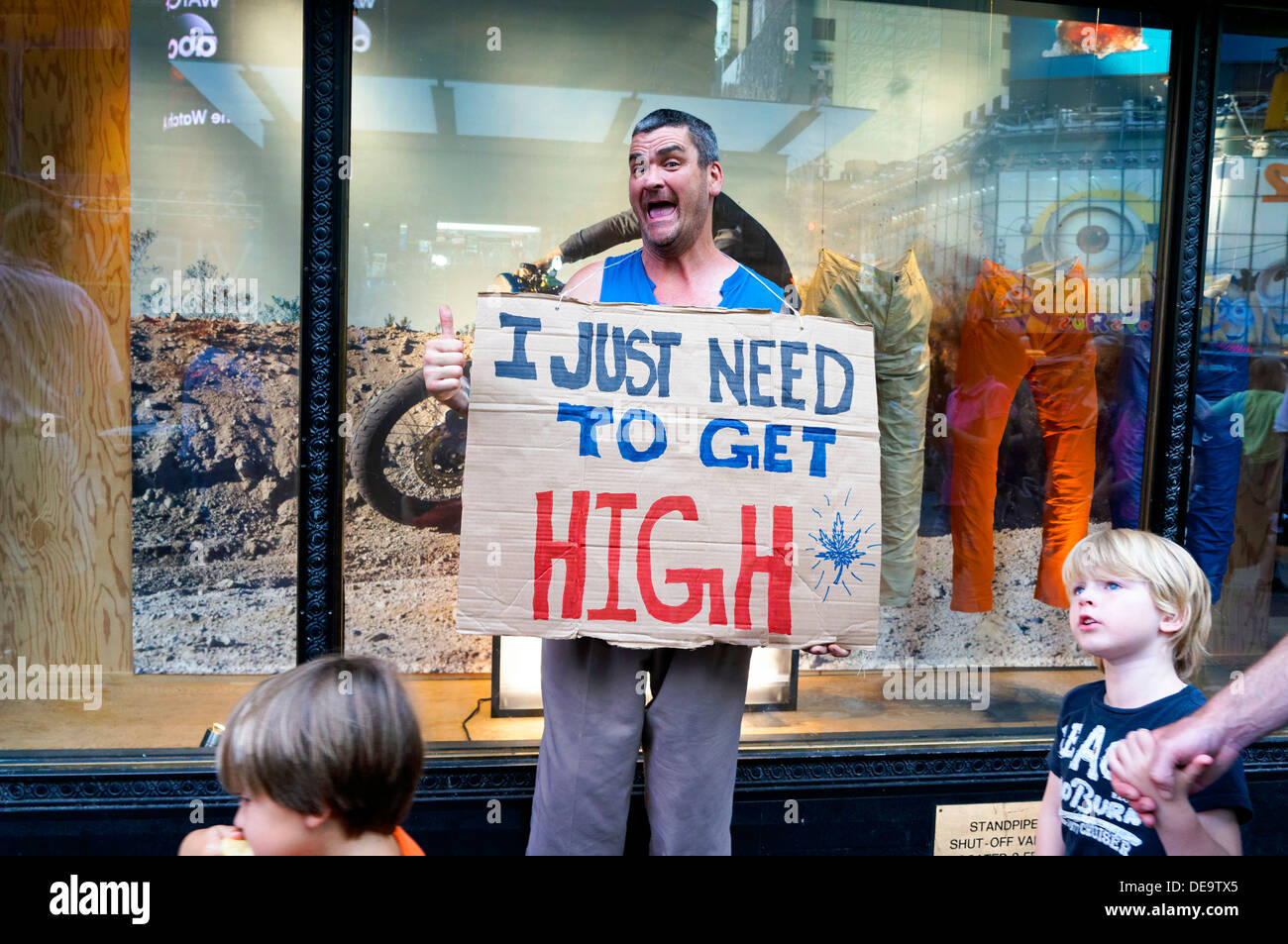 Panhandling hi-res stock photography and images - Alamy