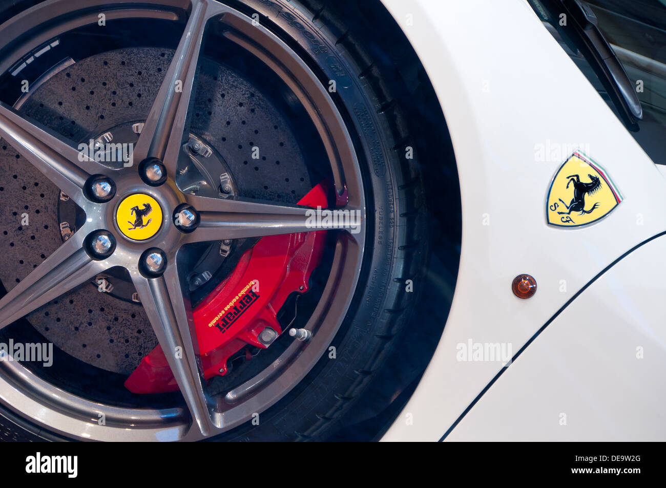 Ferrari badge logo hi-res stock photography and images - Alamy