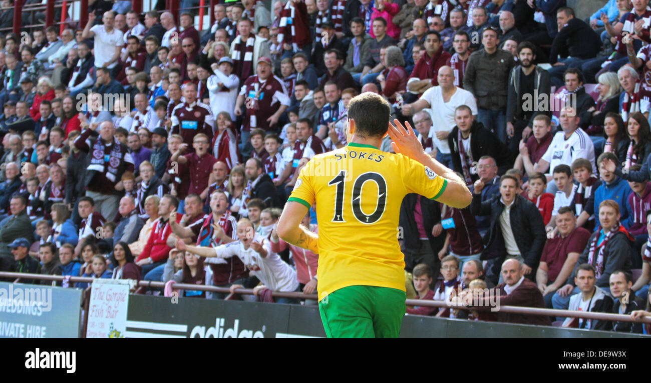 Hearts fans hi-res stock photography and images - Alamy