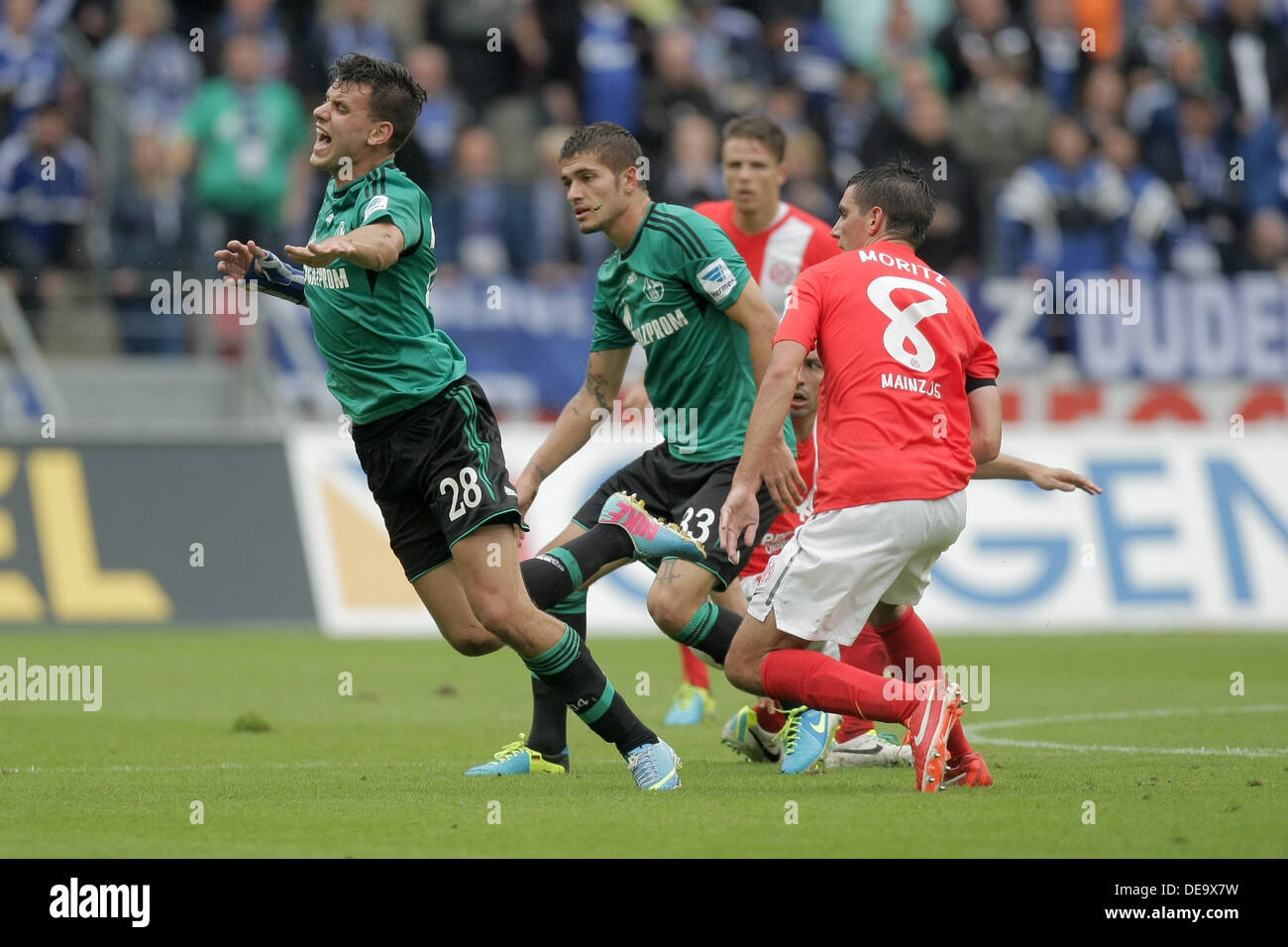 Fc schalkes christoph moritz in hi-res stock photography and images - Alamy