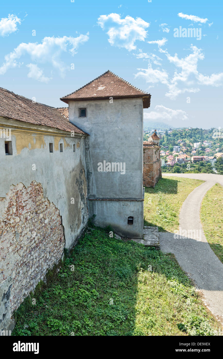 Medieval military monuments hi-res stock photography and images - Alamy