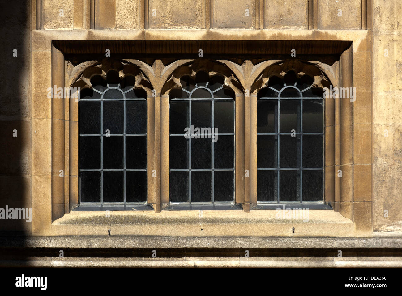 Sandstone window hi-res stock photography and images - Alamy