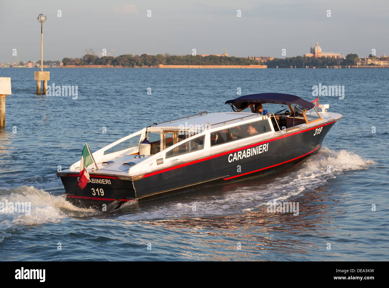 Carabinieri, POLICE SPEED BOAT, VENICE, ITALY Stock Photo - Alamy