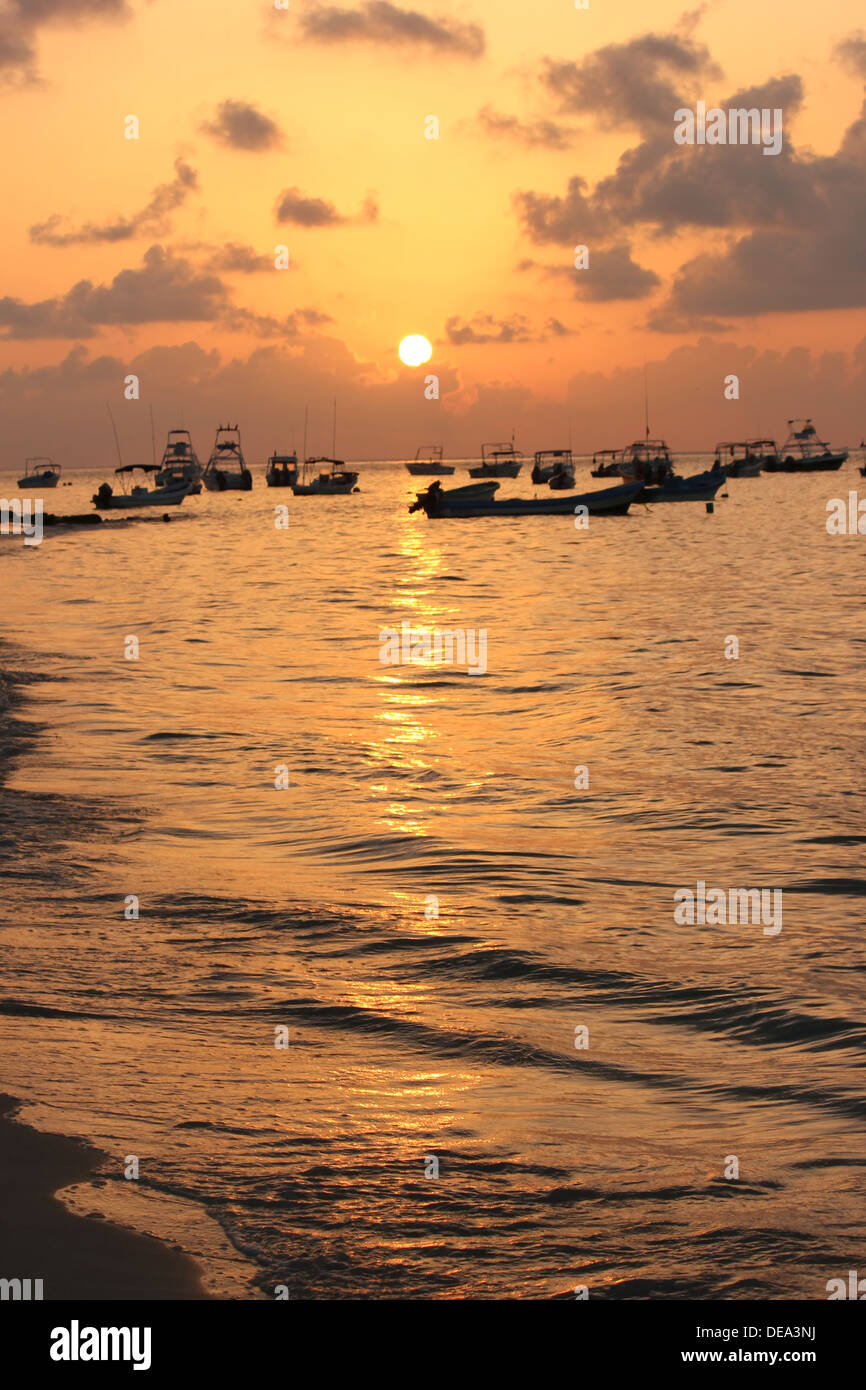 Caribbean sunshine hi-res stock photography and images - Alamy