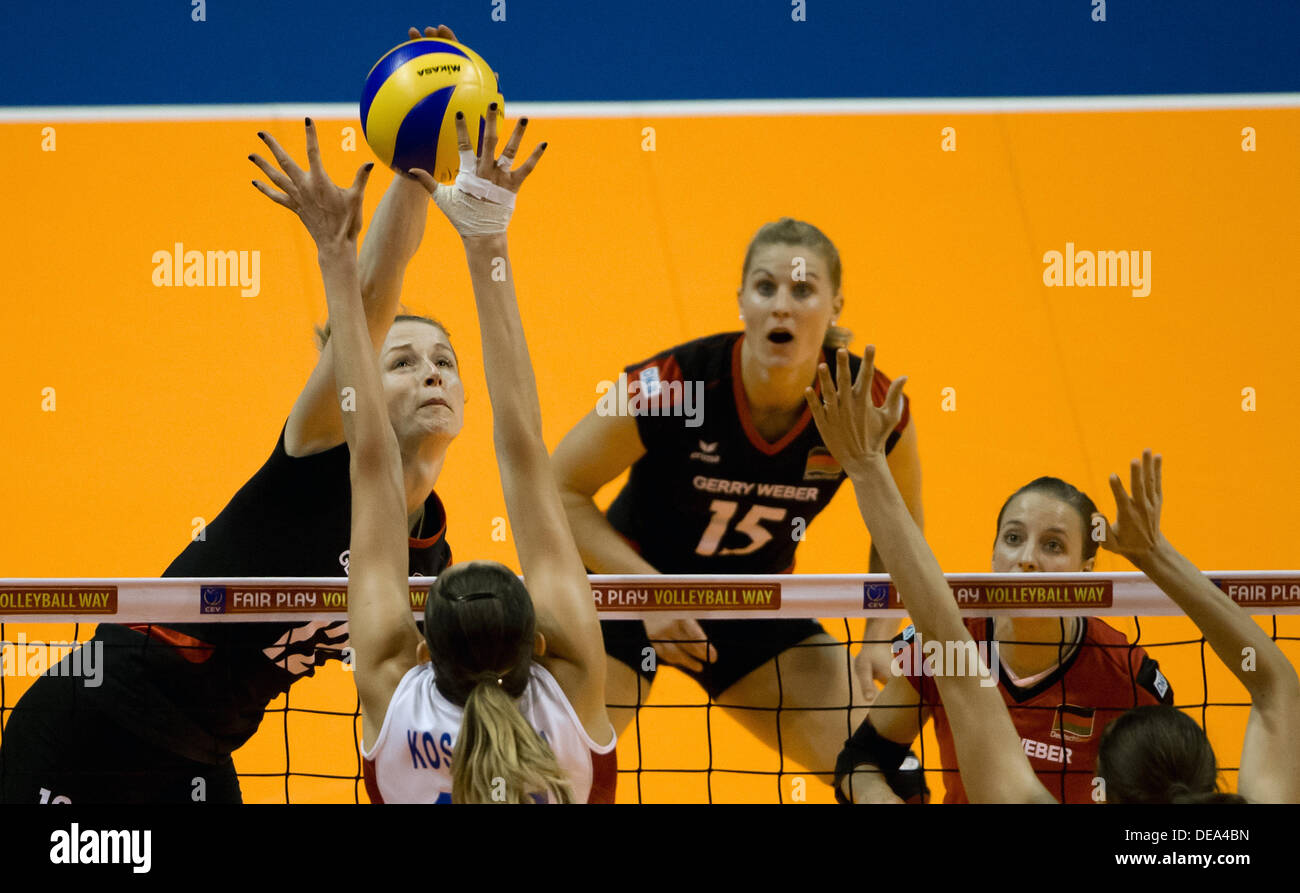 Lisa thomsen hi-res stock photography and images - Alamy