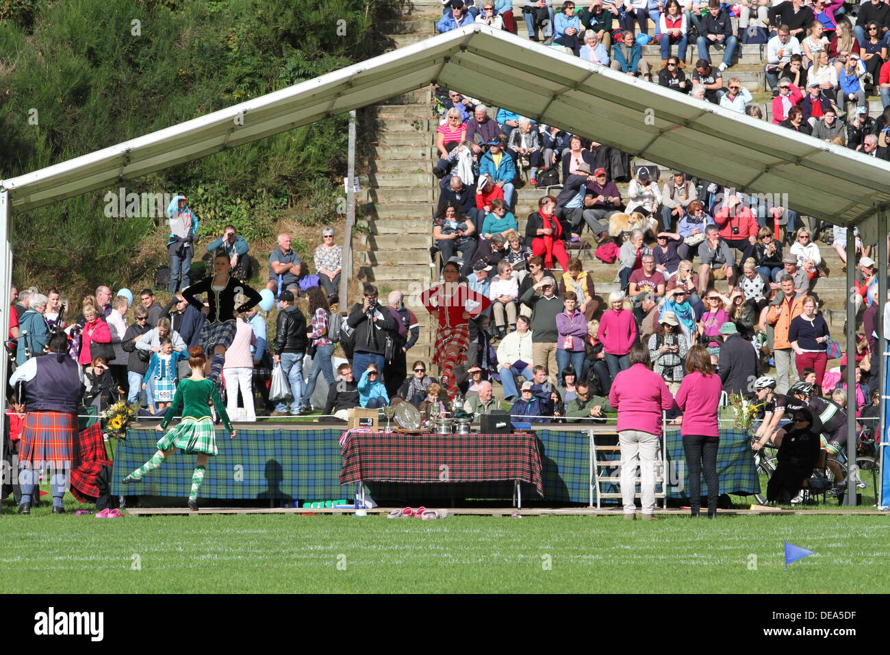 Pitlochry, UK. 14th Sep, 2013. Teenage girls compete in highland ...