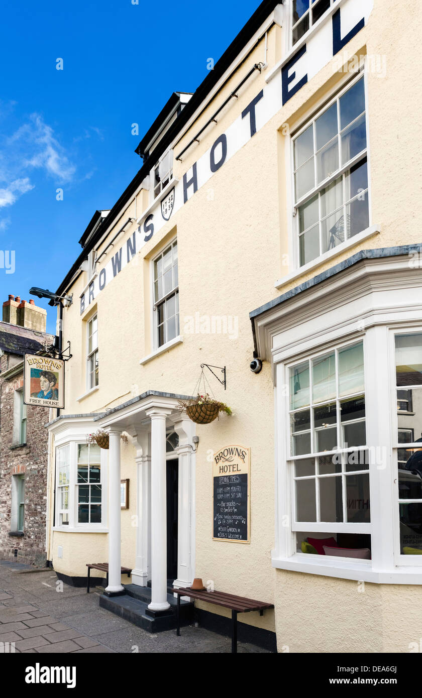 Laugharne dylan thomas browns hotel hi-res stock photography and images ...