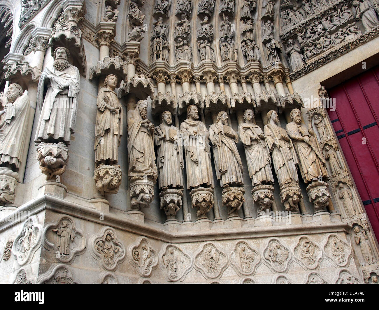The statues of Amiens Cathedral are an integral part of the cathedral’s ...