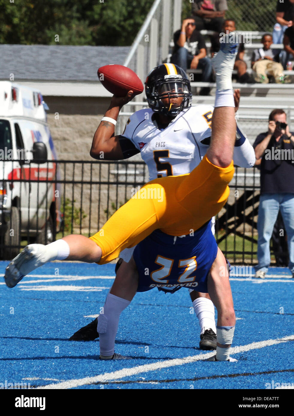 Jacob weaver hi-res stock photography and images - Alamy