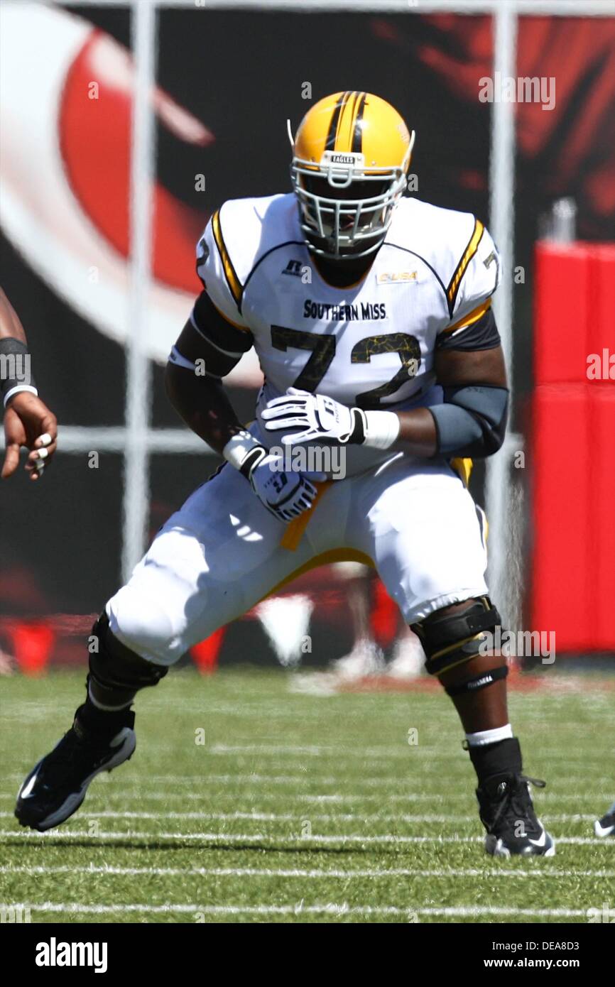 Aaron reed hi-res stock photography and images - Alamy