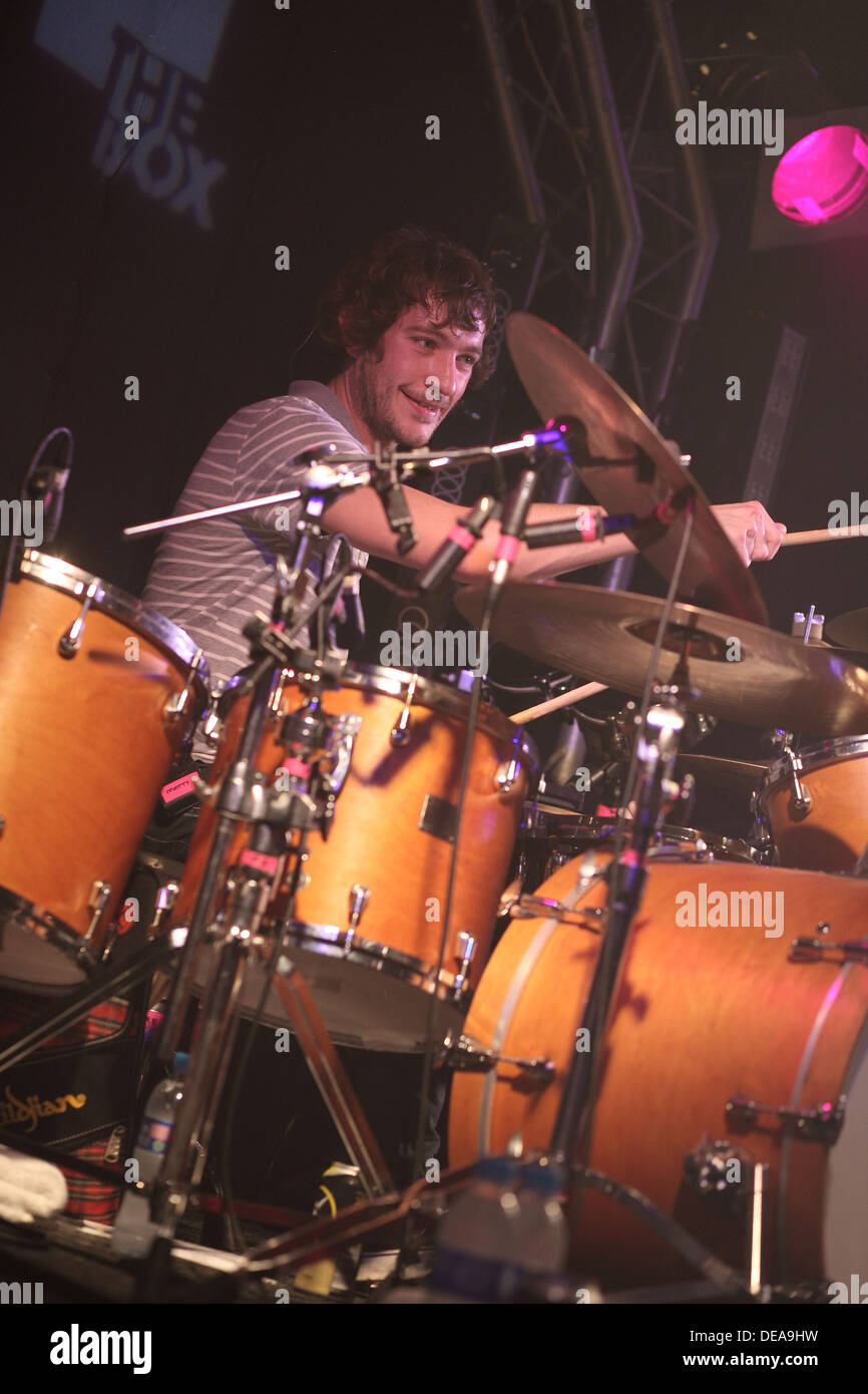 The Twang Performing Live On Stage Stock Photo - Alamy