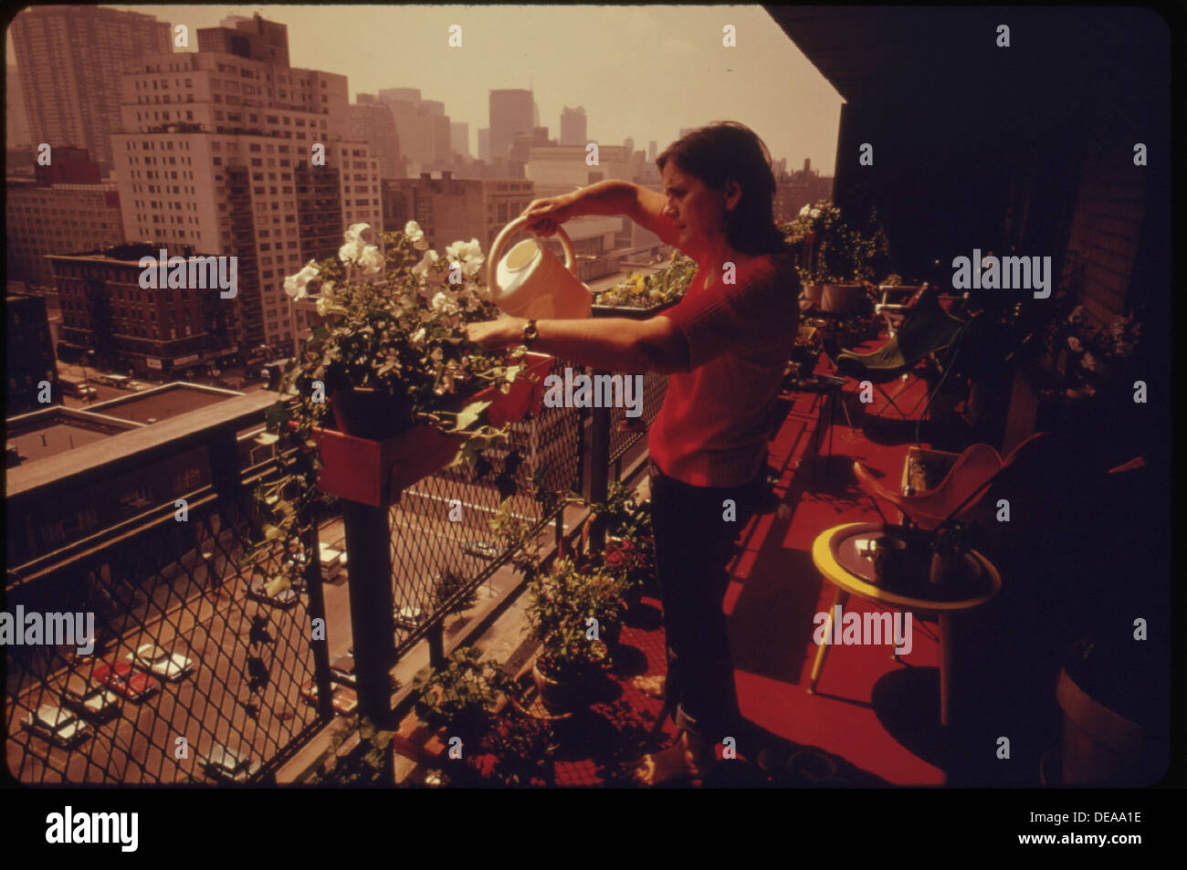 A family’s terrace garden at 170 West End Avenue in New York City ...