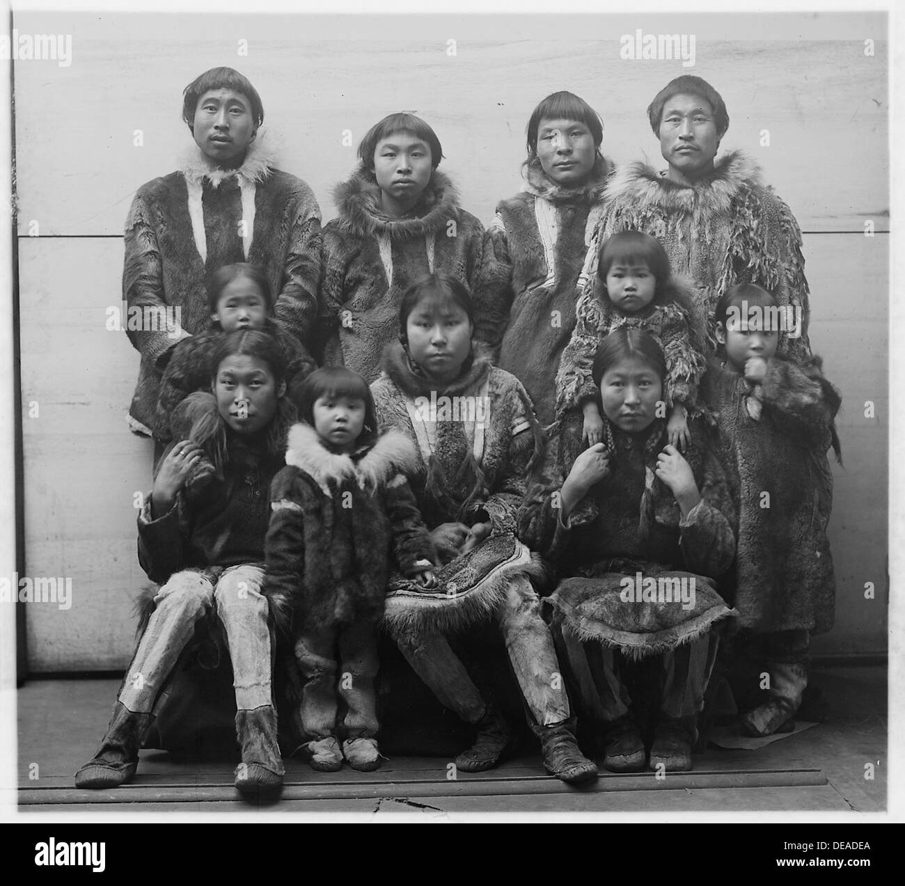 Eskimo group 523819 Stock Photo - Alamy