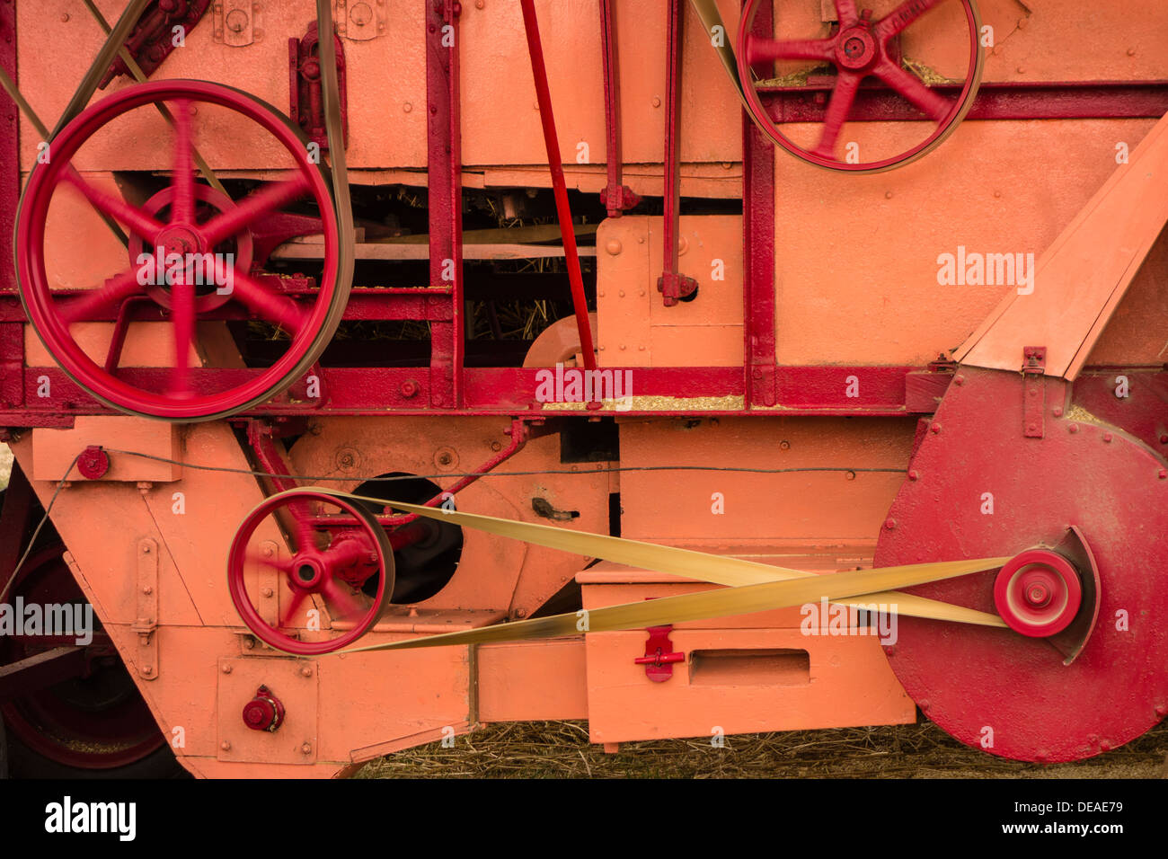 Steam threshing machine hi-res stock photography and images - Alamy