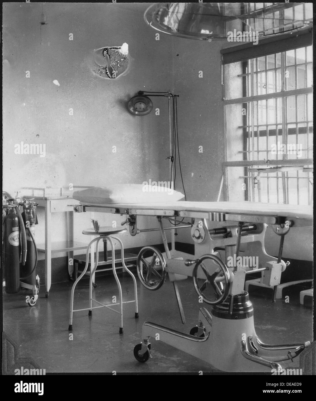 Modern hospital interior Black and White Stock Photos & Images - Alamy