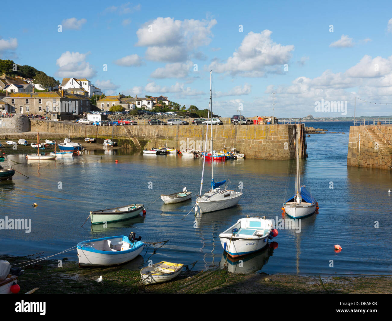 Mousehole hi-res stock photography and images - Alamy
