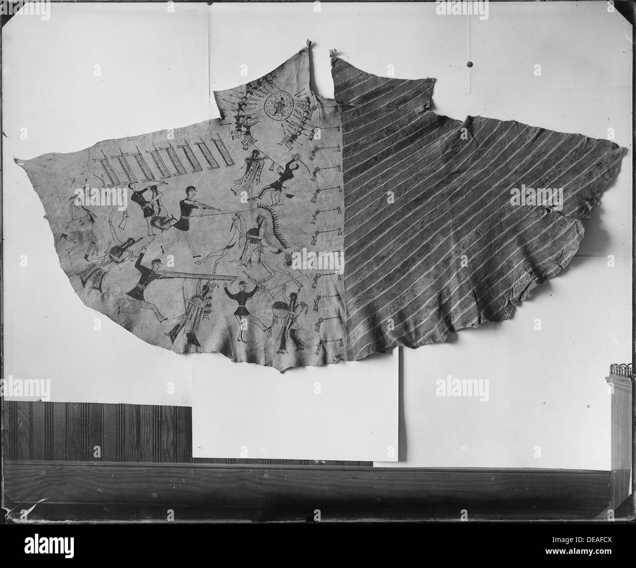 Kiowa tipi hi-res stock photography and images - Alamy