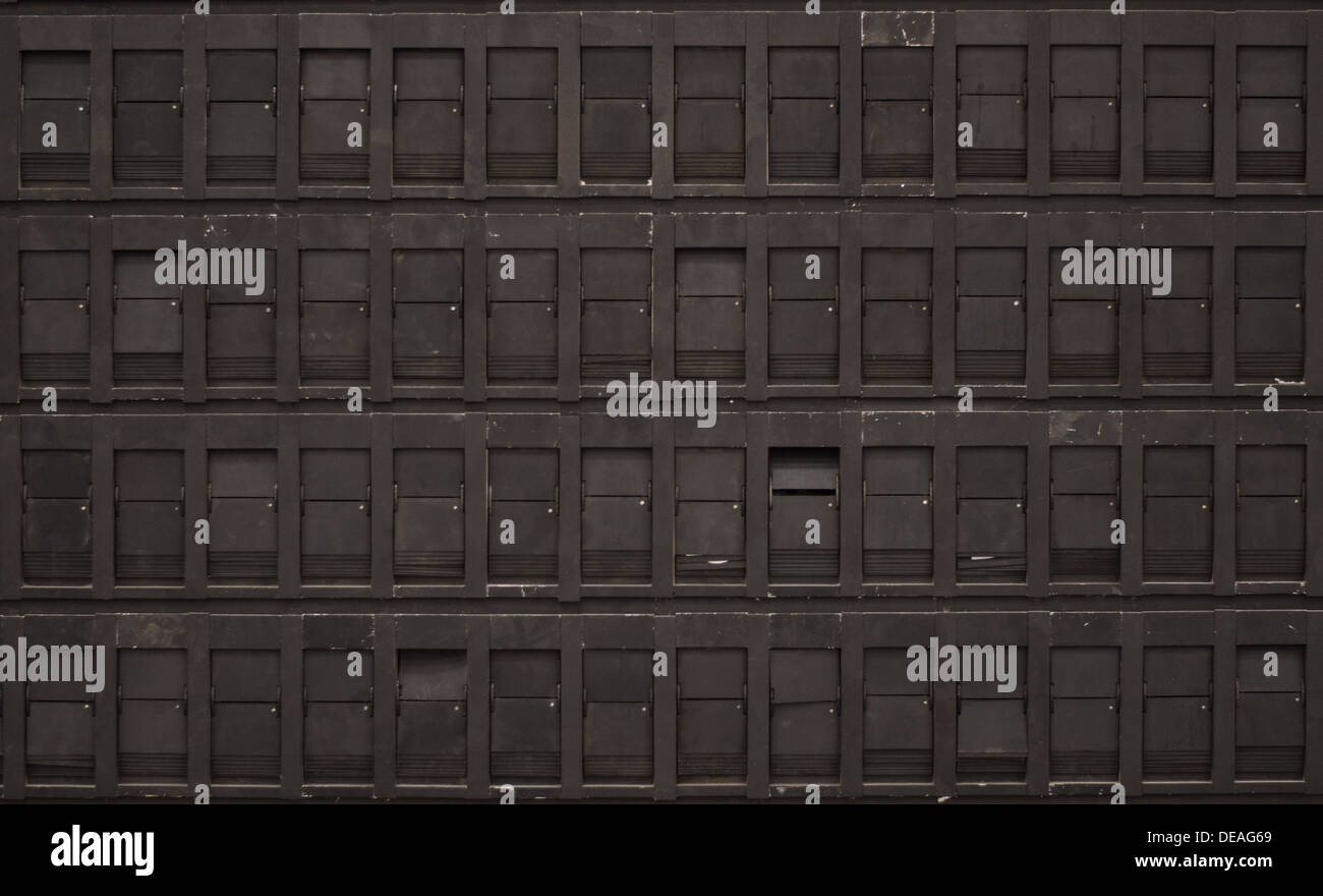 Empty grunge flip board Stock Photo - Alamy