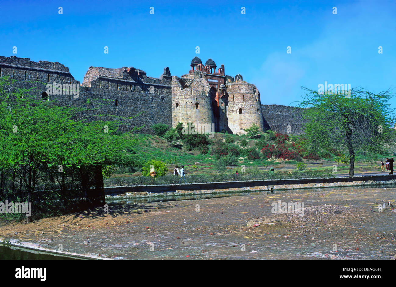 Ancient walls Delhi India Stock Photo - Alamy