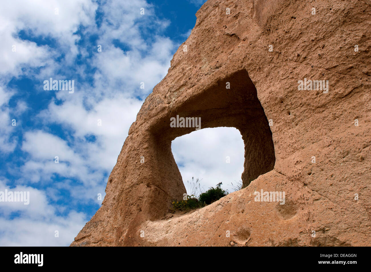 Breaktrough a tufa rock, Rose Valley, Göreme National Park, Cappadocia ...