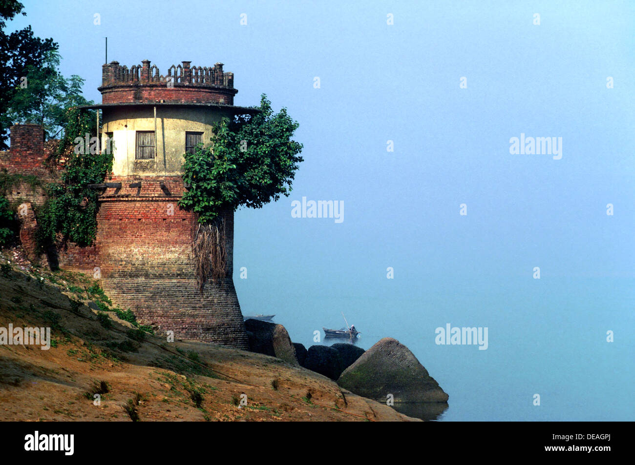 Tower by the Ganges Patna Bihar India Stock Photo - Alamy