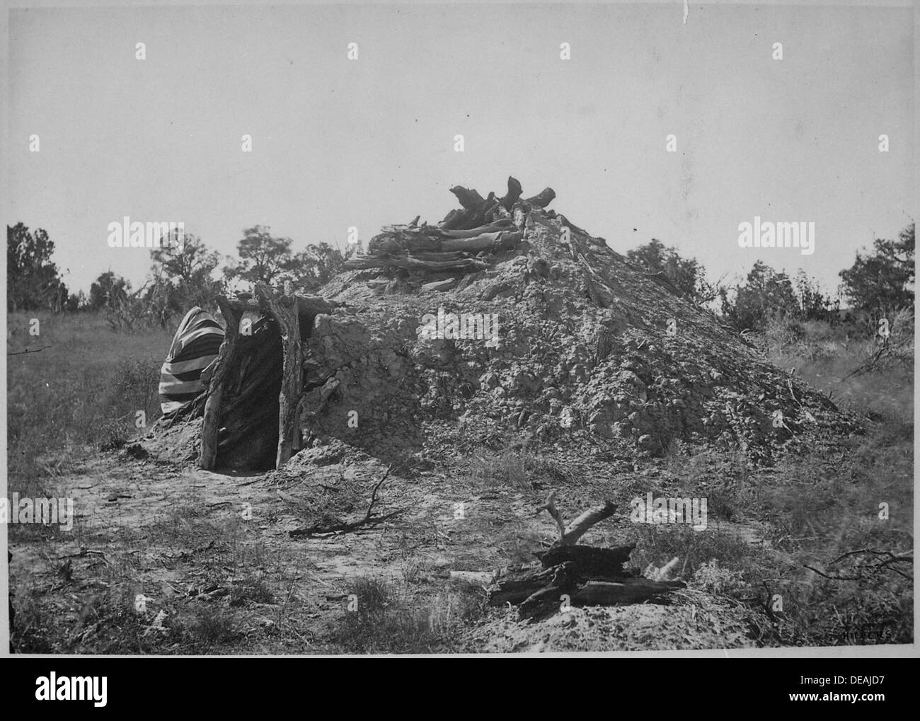 A Navaho hogan, a traditional dwelling used by the Navajo people, is ...