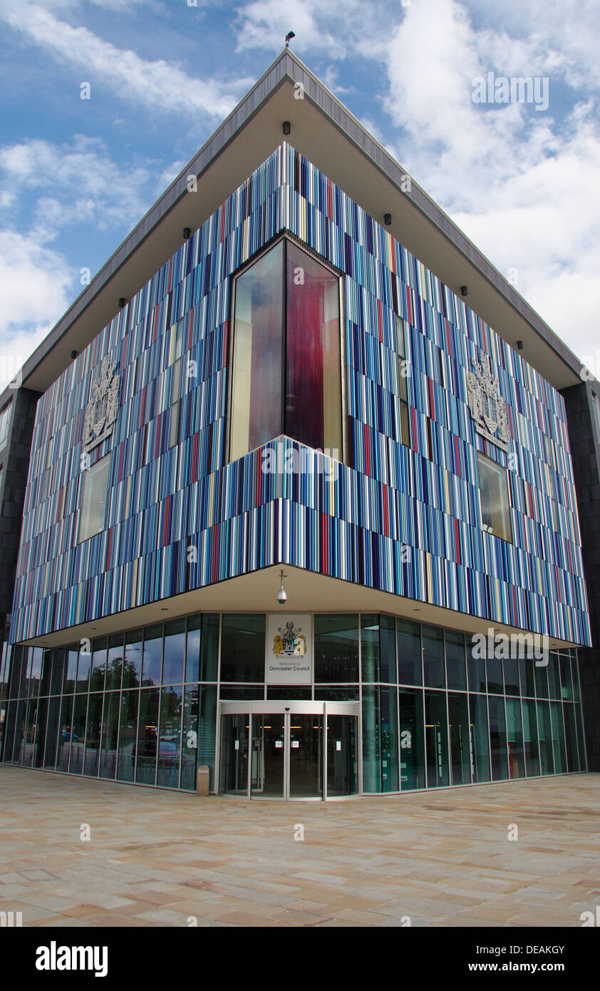 Sir nigel gresley square civic office hi-res stock photography and ...