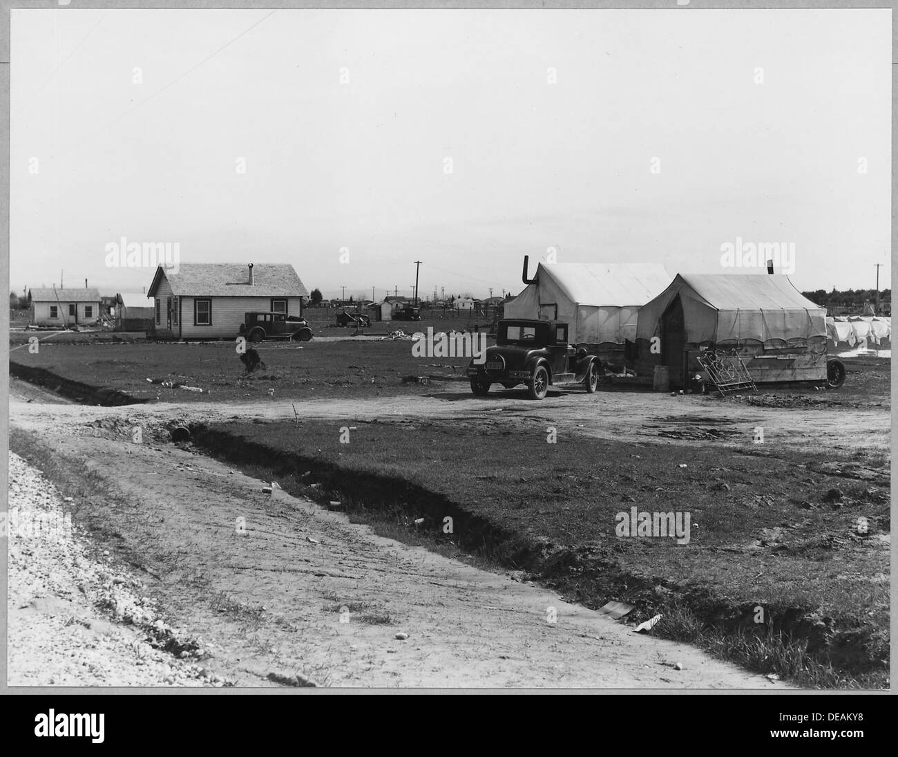 A view looking up Second Avenue in Olivehurst, Yuba County, California ...