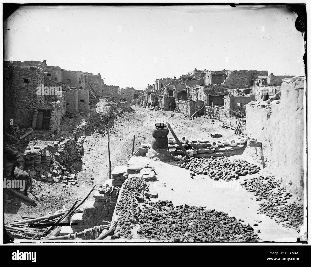 Old oraibi hi-res stock photography and images - Alamy