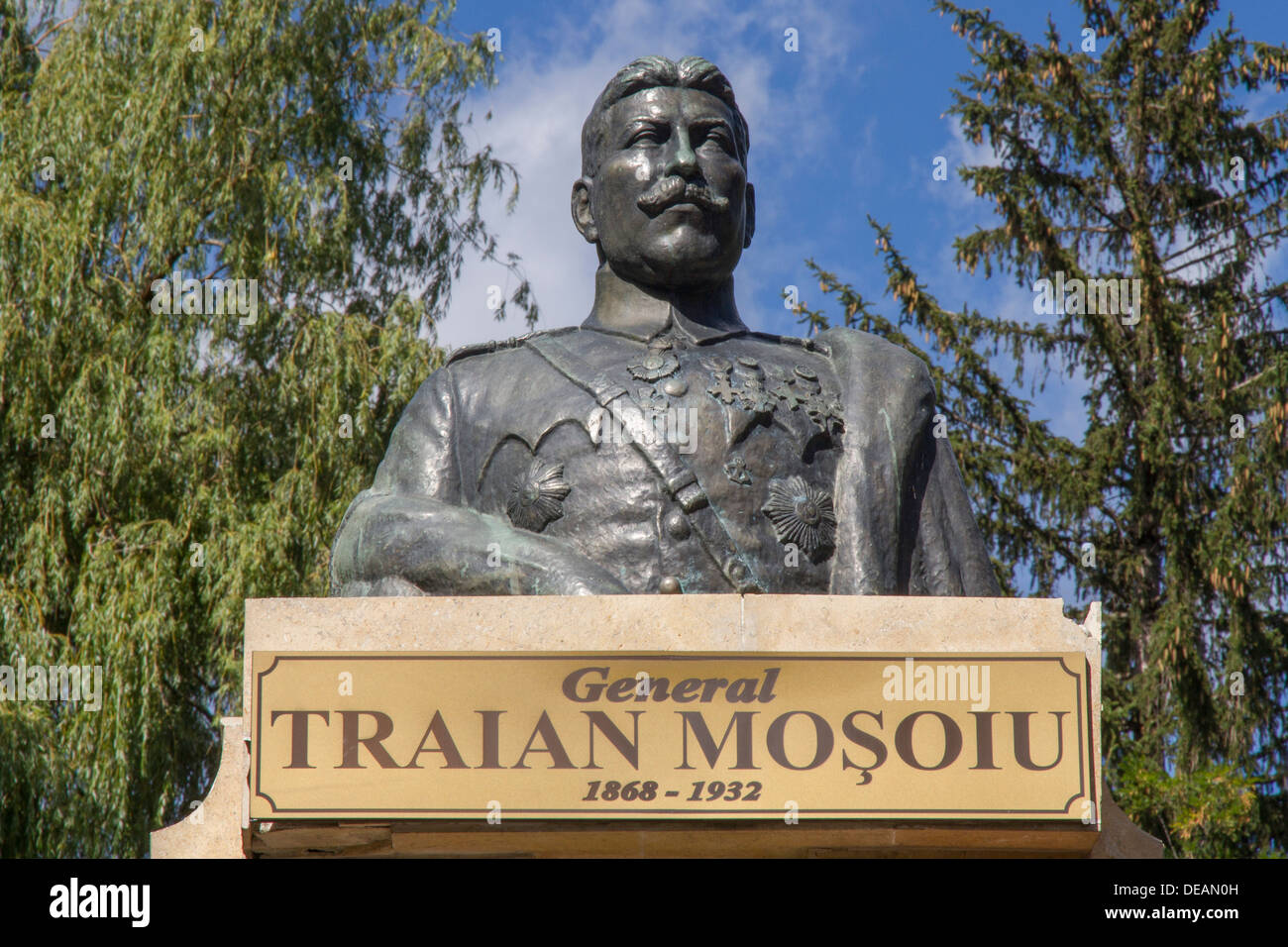 Traian statue hi-res stock photography and images - Alamy