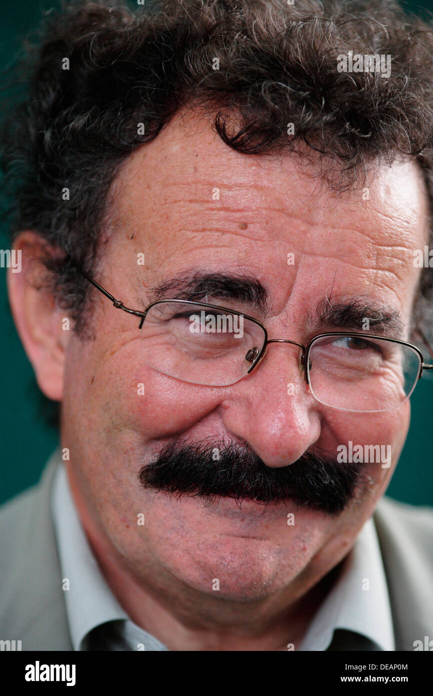 Medical tent festival hi-res stock photography and images - Alamy