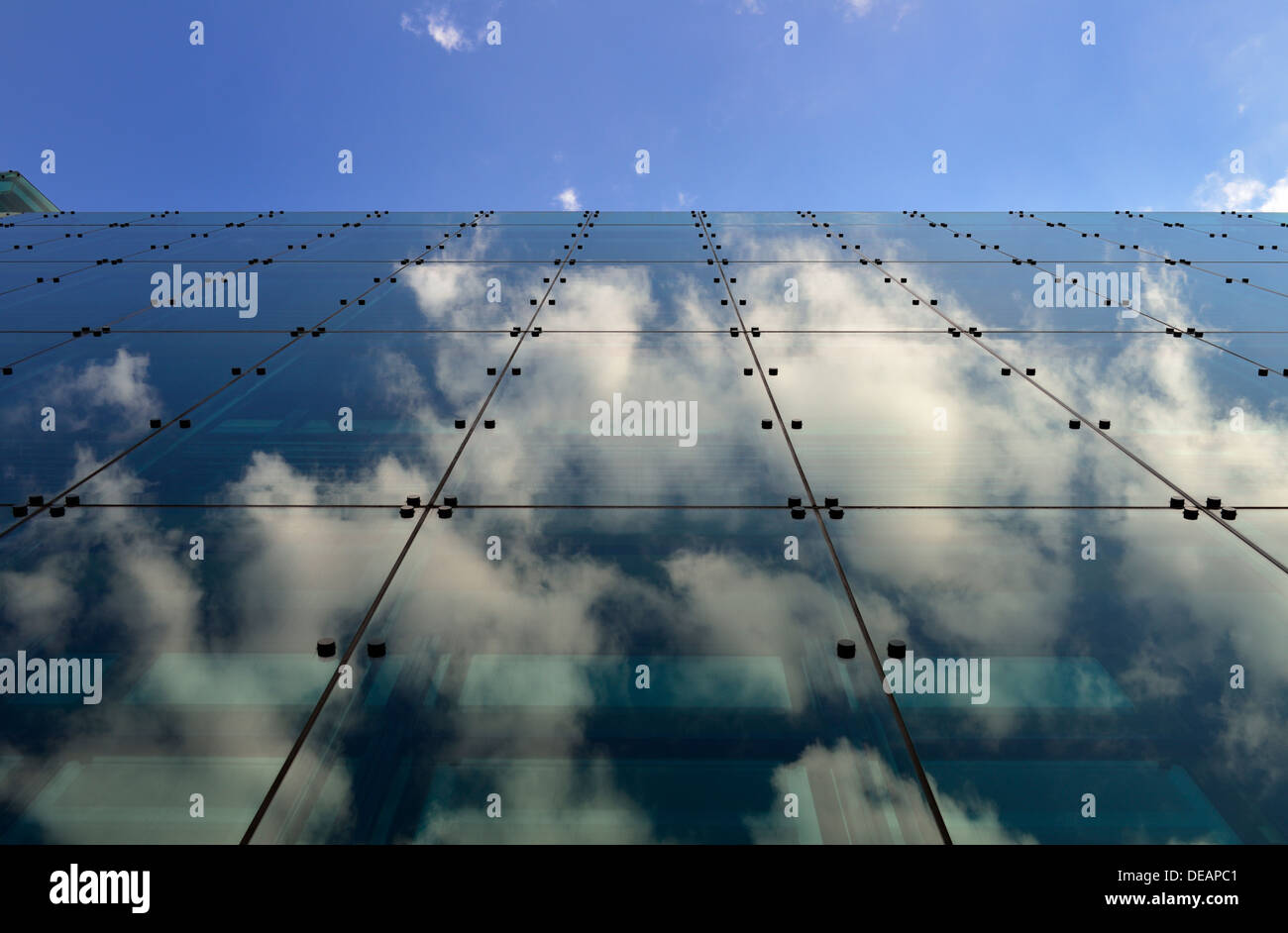 25 Ropemaker Place, London EC2, United Kingdom Stock Photo - Alamy