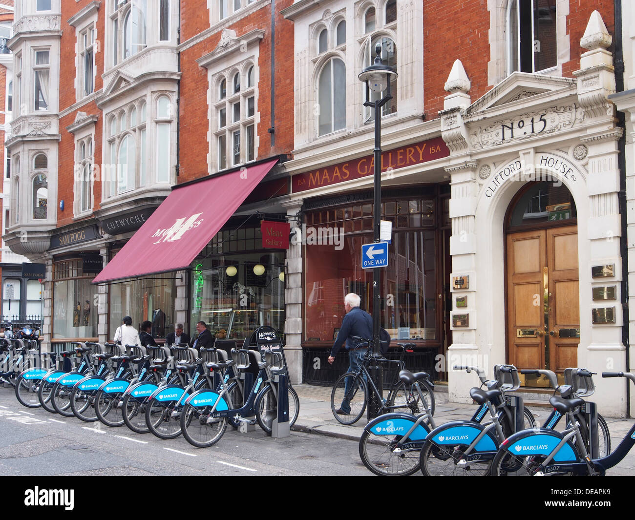 Old storefront awning hi-res stock photography and images - Alamy