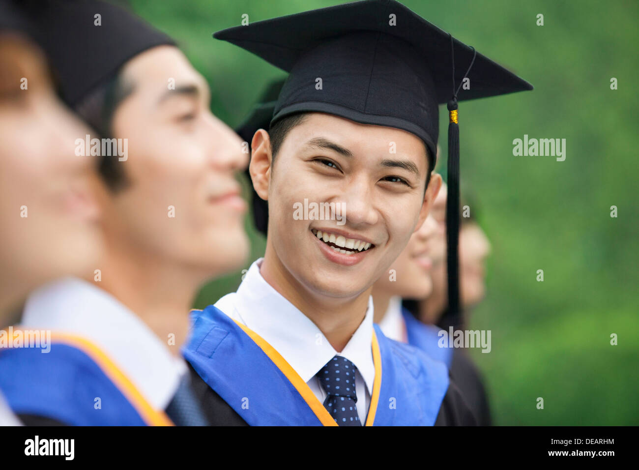 University graduates hi-res stock photography and images - Alamy