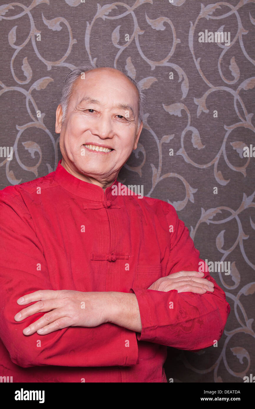 Portrait of Senior Man in Traditional Chinese Clothing Stock Photo - Alamy