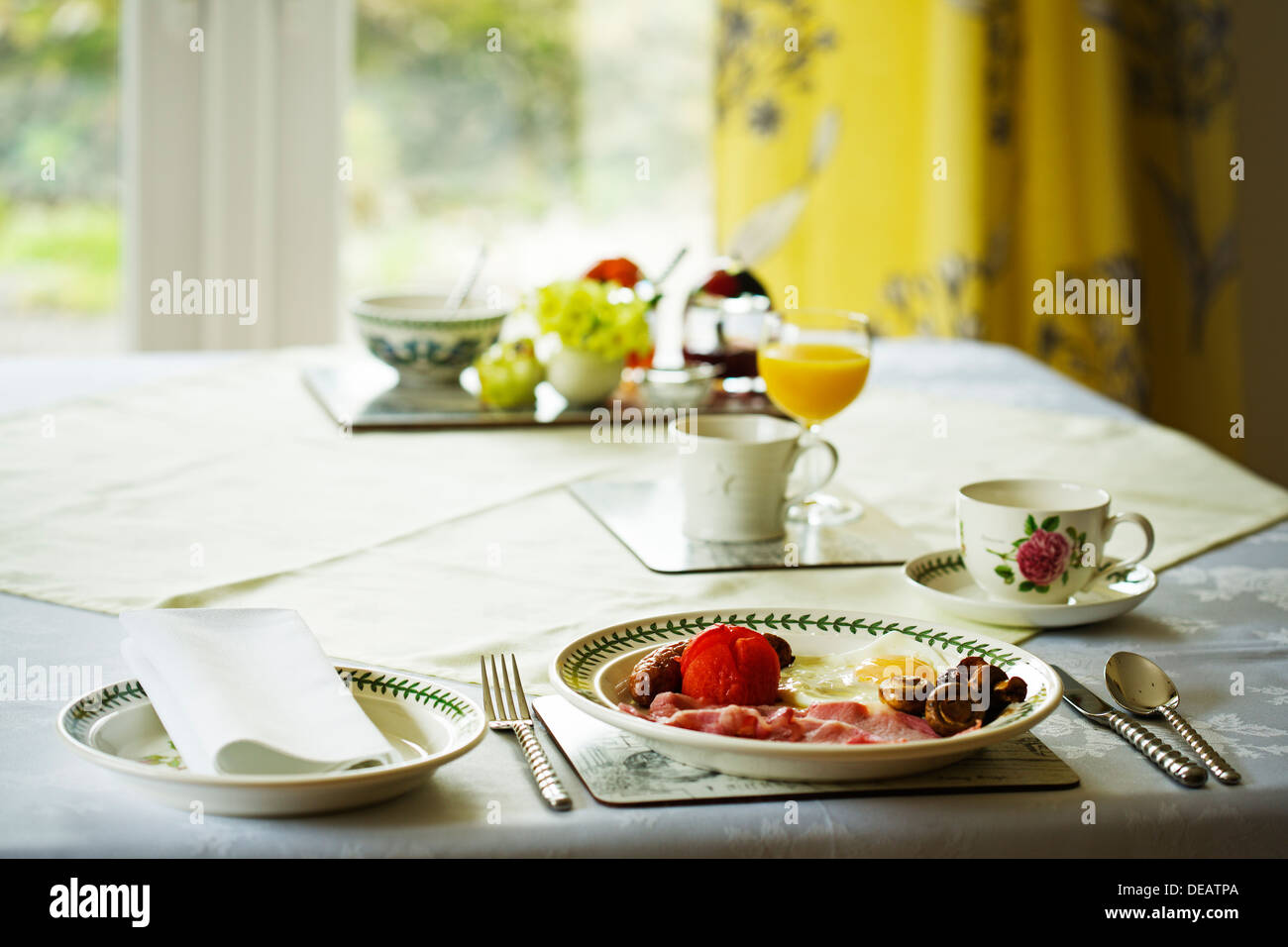 English breakfast set hi-res stock photography and images - Alamy