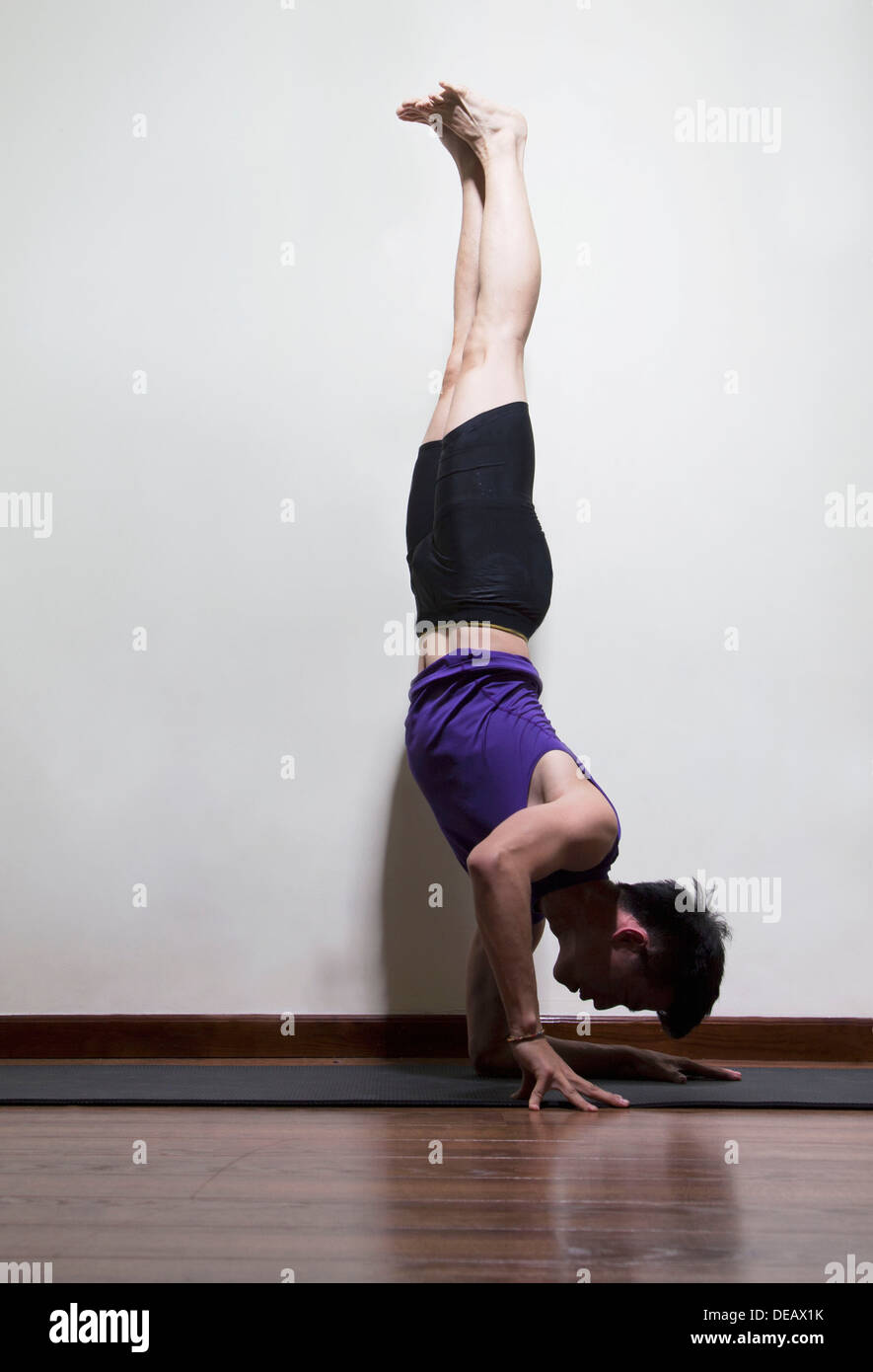 Upside down man hi-res stock photography and images - Alamy