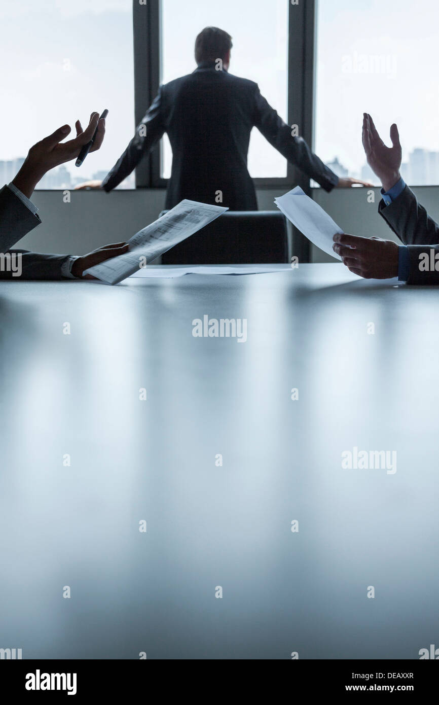 People discussing problems hi-res stock photography and images - Alamy