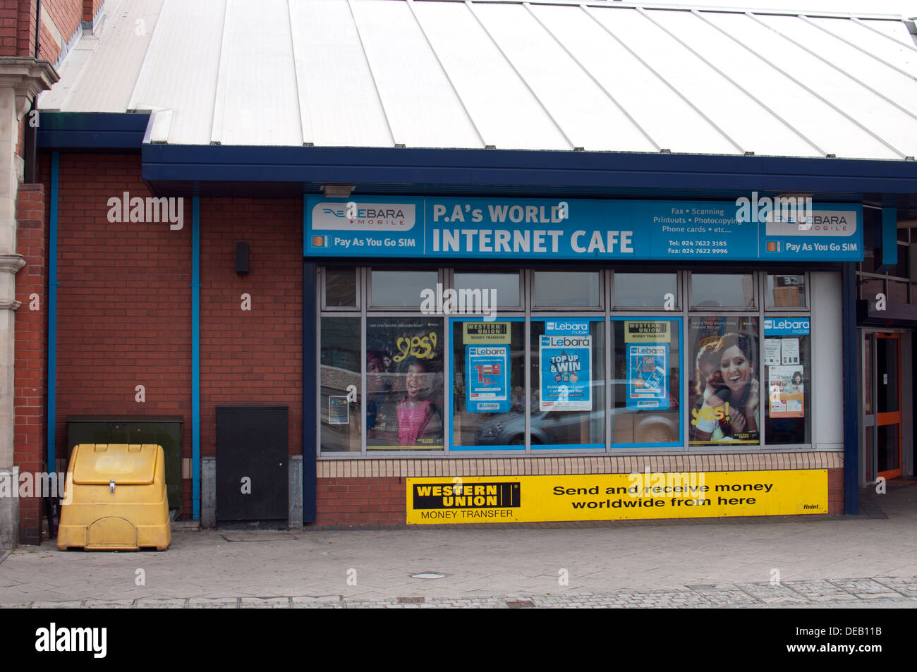 Internet Cafe Exterior Design